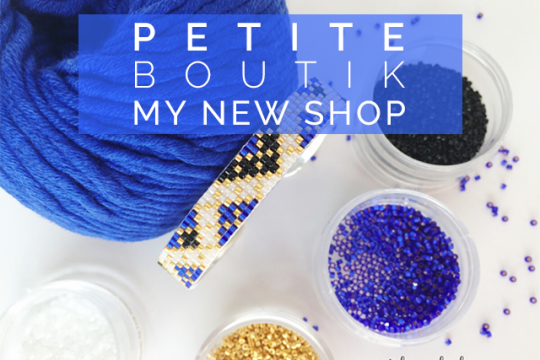 DIY Beaded Ring Pendant Bail in Peyote Stitch - Petit Bout de Chou